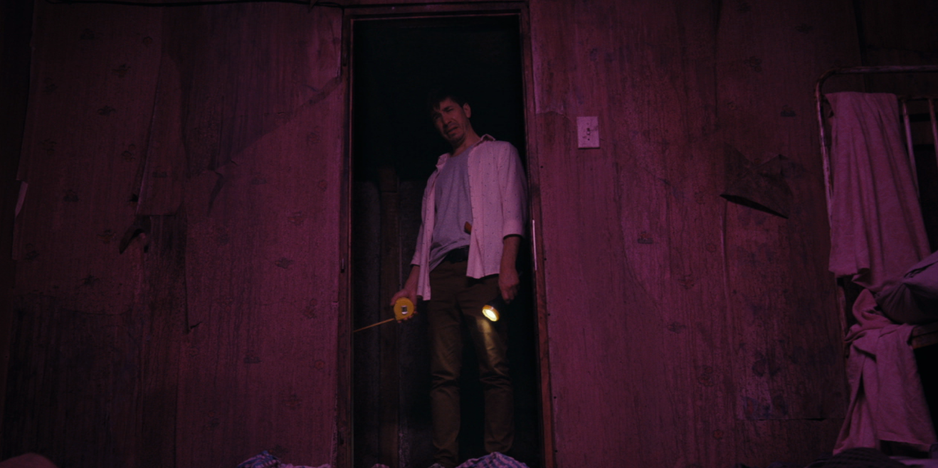 2022年最好的恐怖電影之一是玩電子遊戲 - Barbarian (HBO Max) - Gamereactor