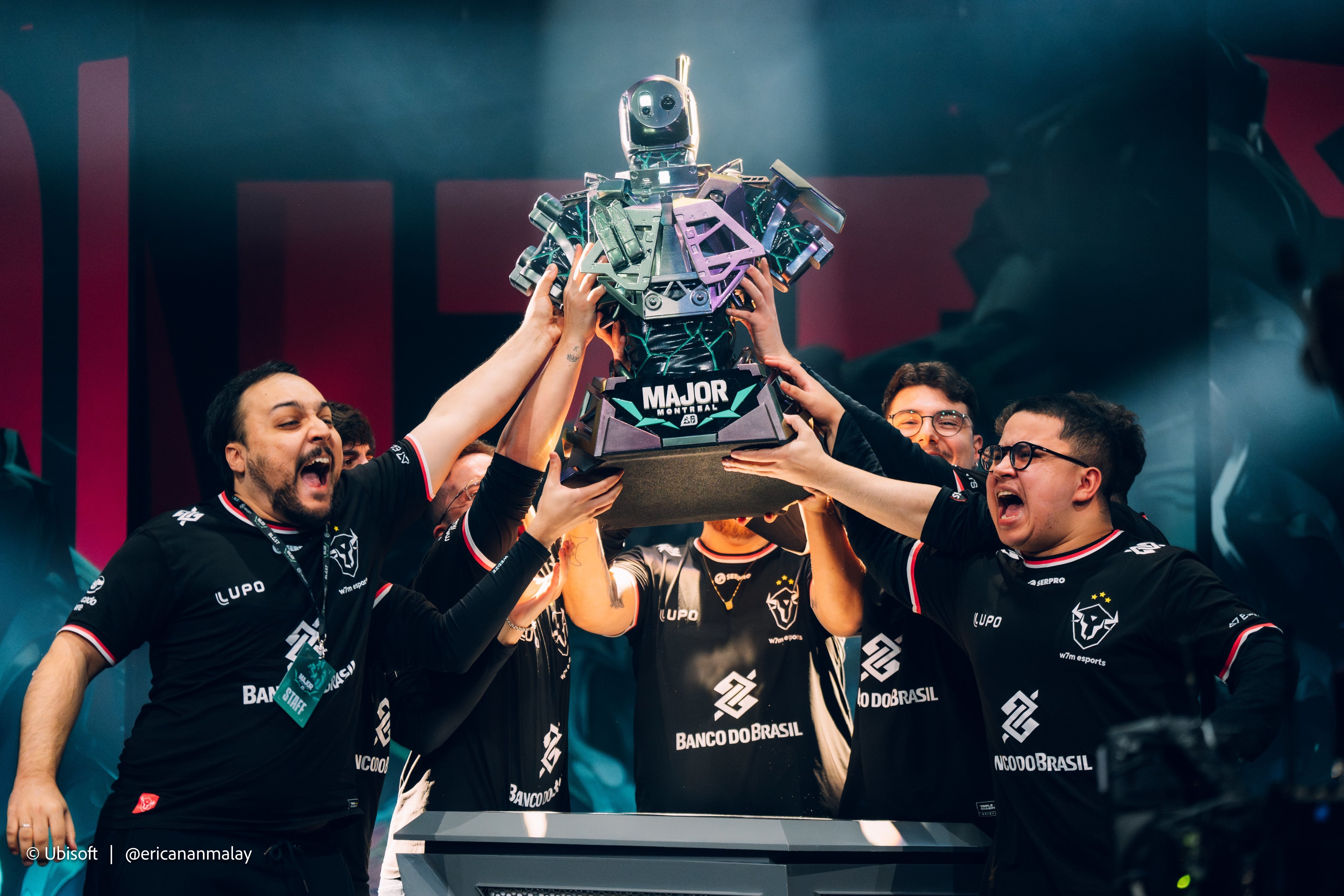 w7m esports 是 Rainbow Six: Siege 蒙特利爾特錦賽冠軍