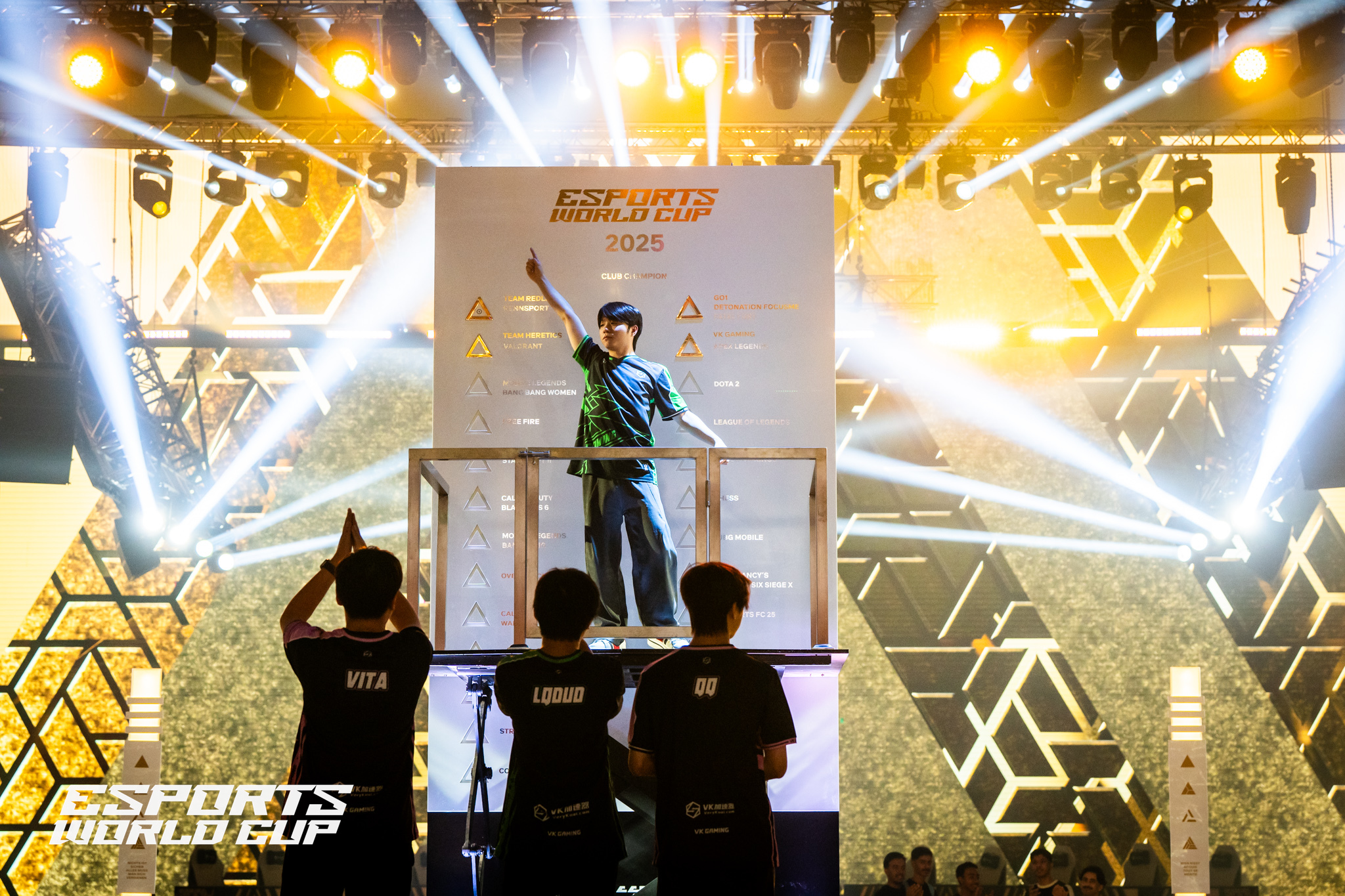 電子競技世界盃：VK Gaming 配音 Apex Legends 全球系列賽季中冠軍