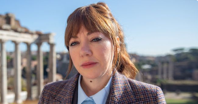 Philomena Cunk 將於 1 月回歸 - 新浪香港