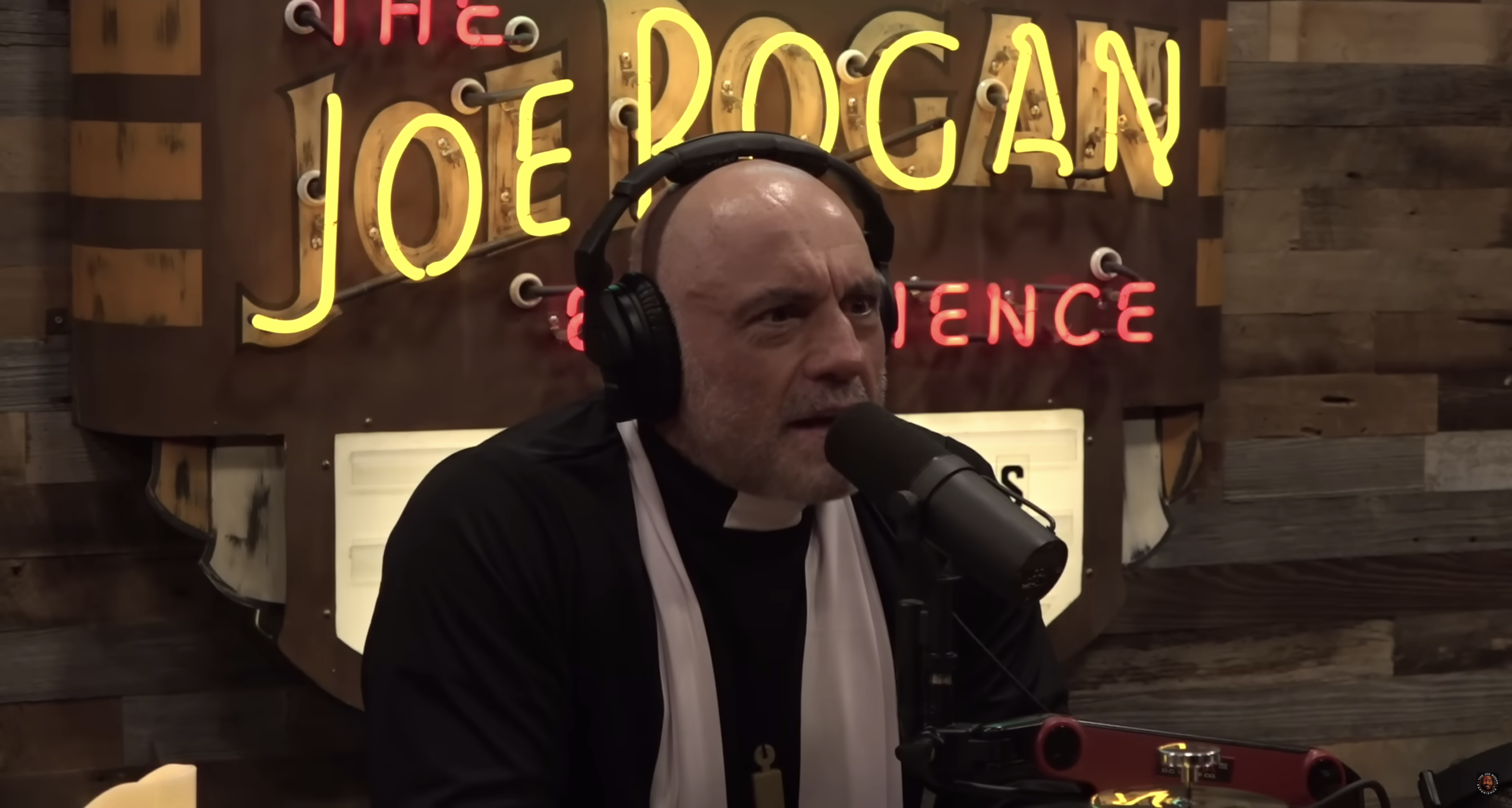喬·羅根 （Joe Rogan） 對美國當前局勢發表看法 - - Gamereactor